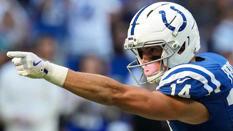 Fantasy Football Week 13 Start 'Em Sit 'Em: Darnell Mooney vs Alec Pierce