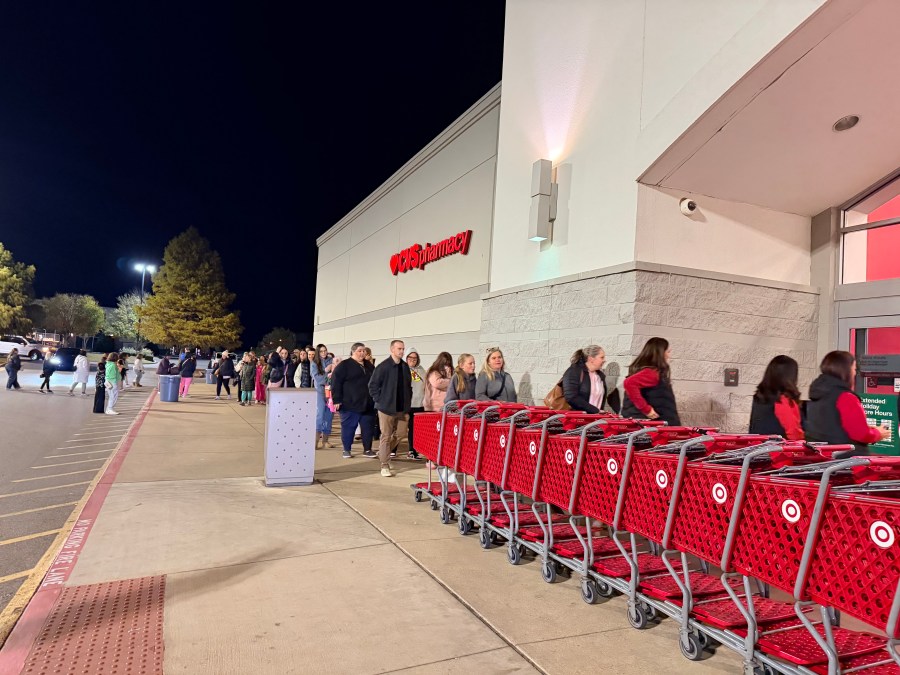 Black Friday shoppers get in line early