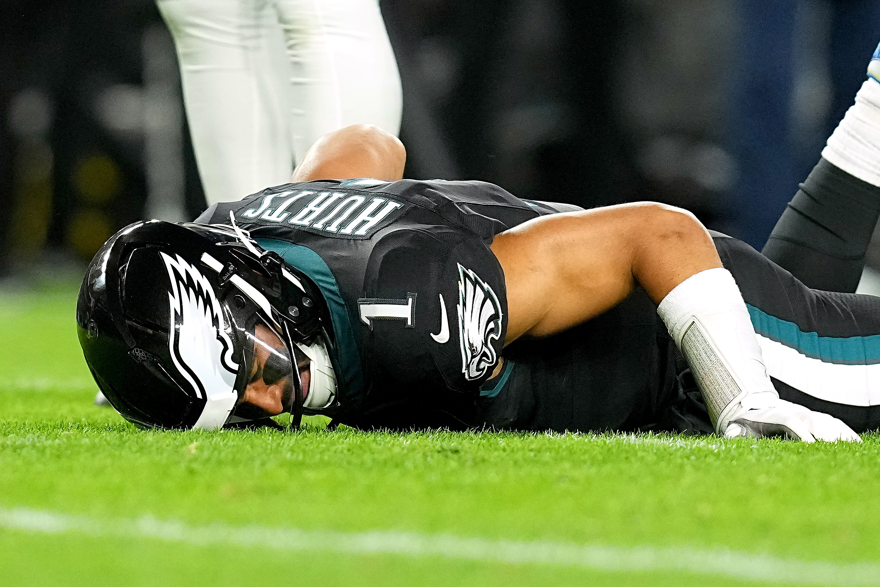 Eagles fans leave loss early and rightfully so, as their team puts on ...