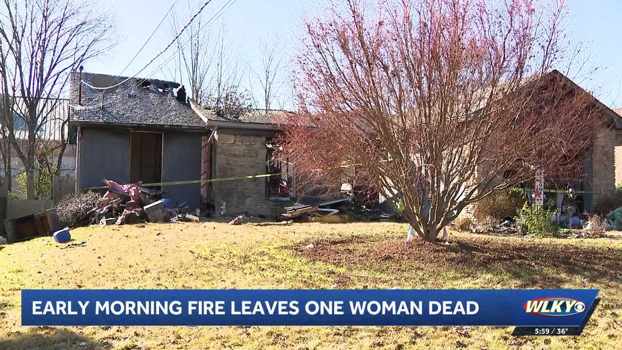 Woman dead after house fire in PRP, fire officials say
