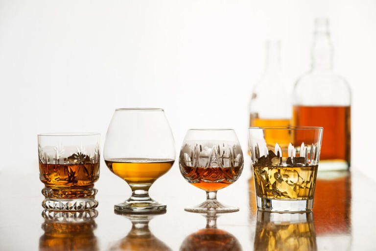 Why Whiskey and Bourbon Glasses Aren’t Meant to Be Interchangeable
