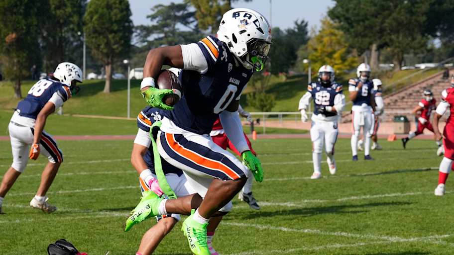 Thanksgiving Game at Kezar Stadium; Balboa survives 35 penalties ...