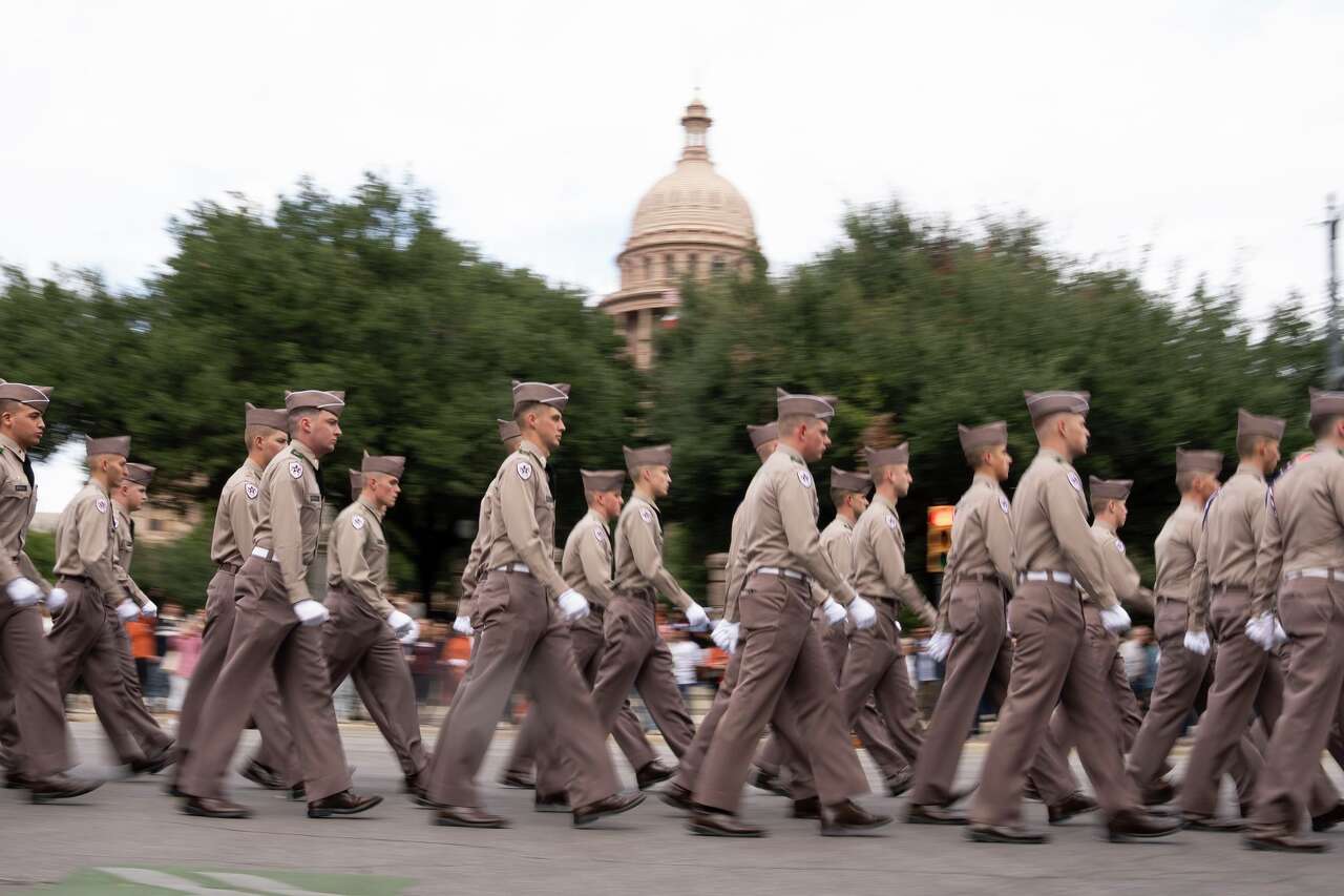 'Aggies by a million': Texas A&M Corps of Cadets march to Capitol ...
