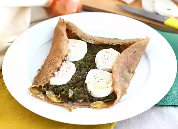 Buckwheat galette with spinach, ham, and goat cheese