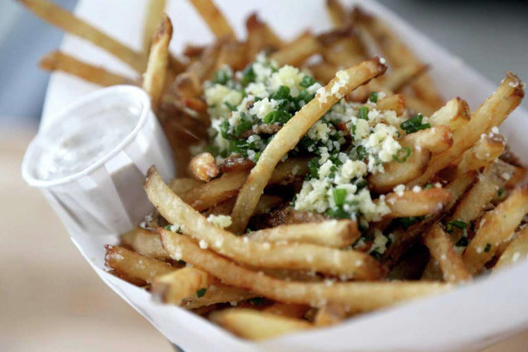 Fast-growing Texas burger chain eyes opening of newest San Antonio spot