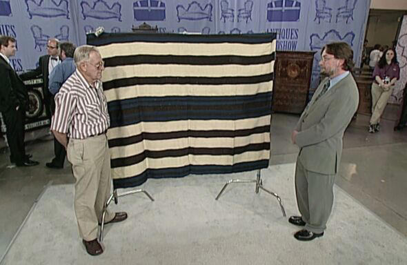 Antiques Roadshow expert 'stopped breathing' after seeing 'rare' family ...