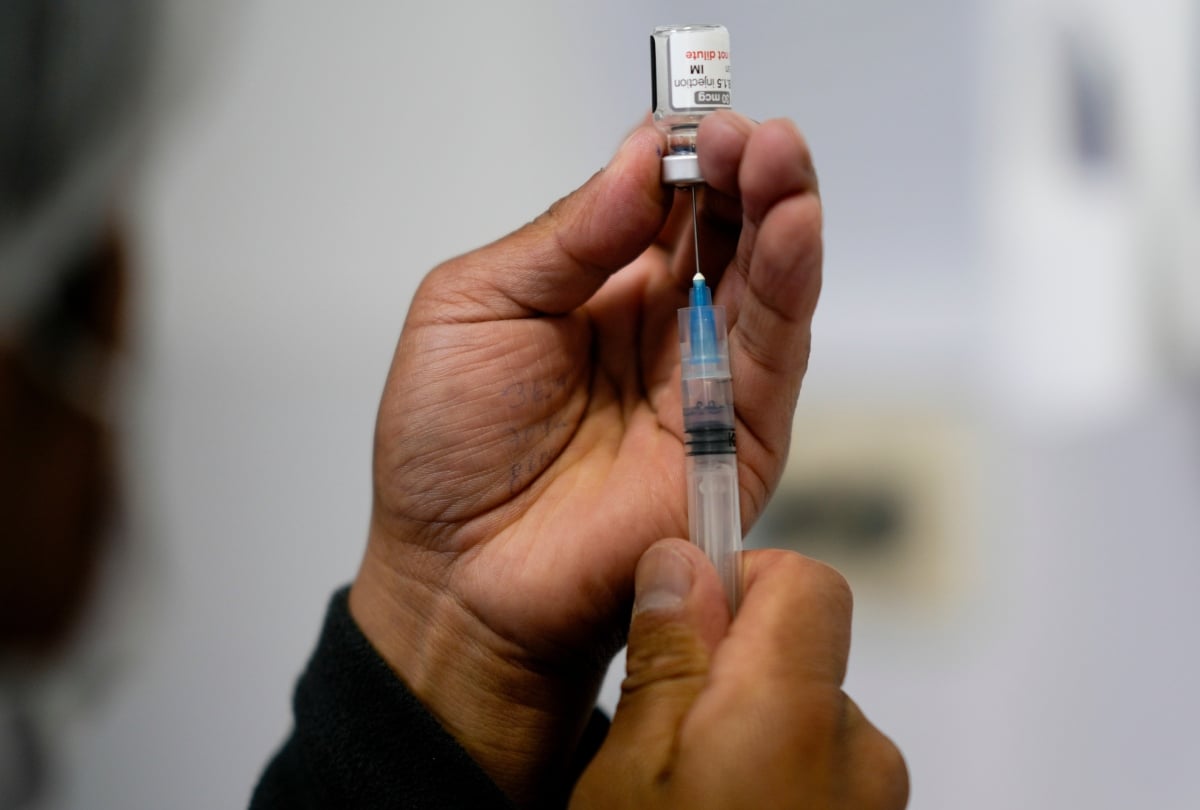 New York Times: Ο FDA αποδίδει 10 θανάτους παιδιών στα εμβόλια κατά της ...