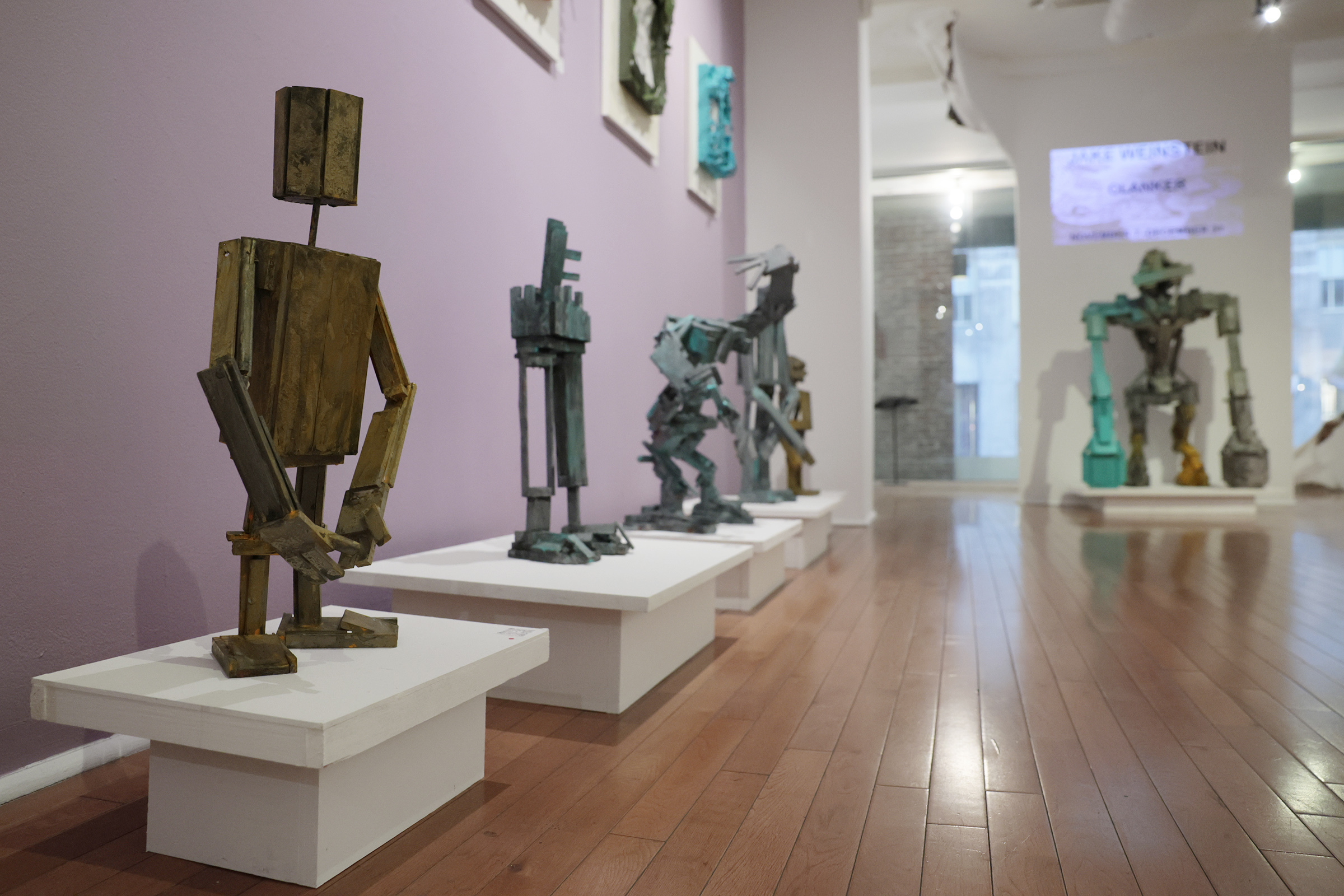 A surgeon father and an artist son discover a common love: robots