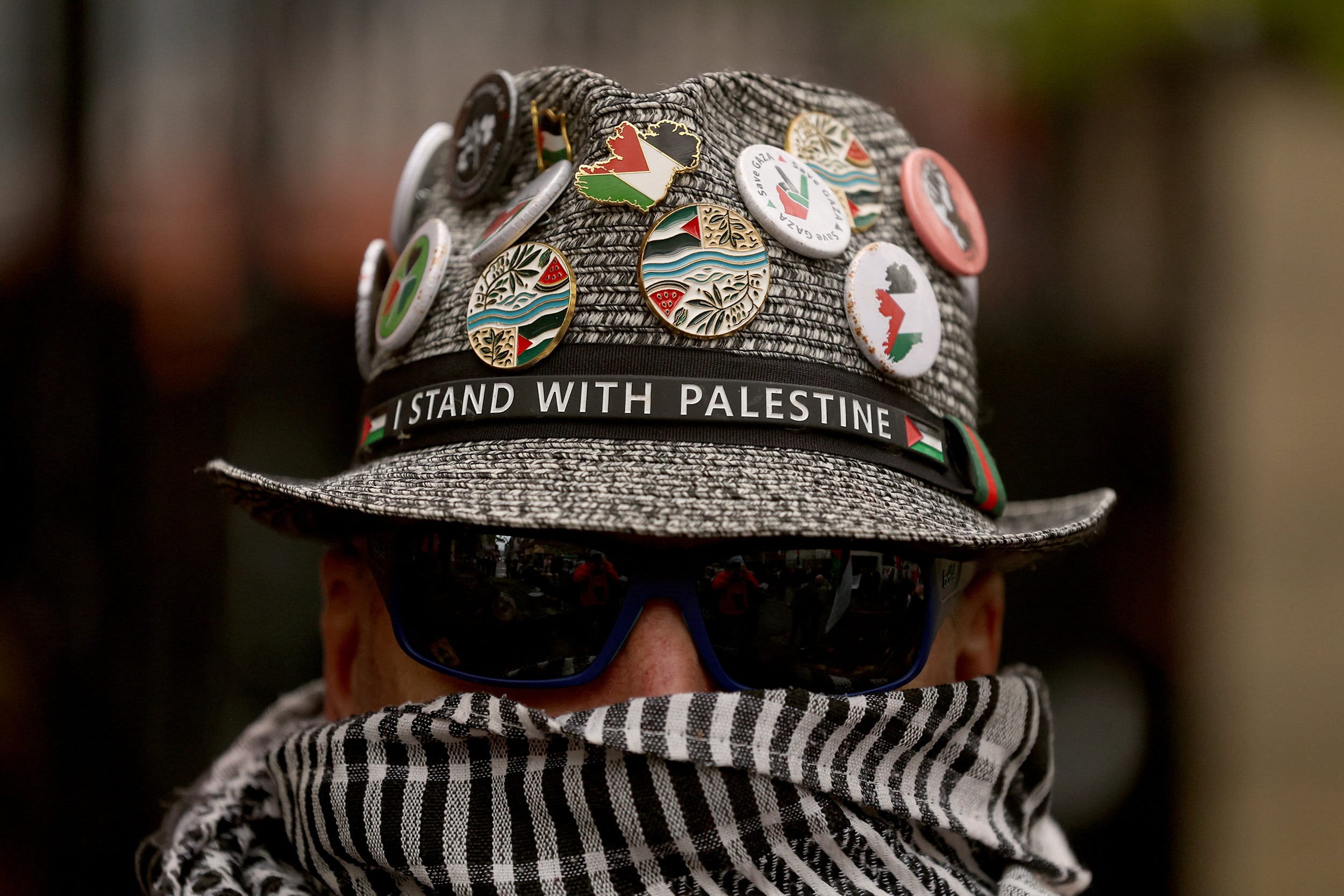 Three pro-Palestinian activists detained in Britain end hunger strike ...