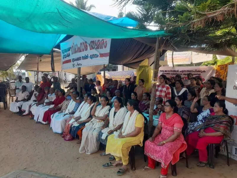 Munambam Waqf land protest to end on Nov 30, differences emerge among ...