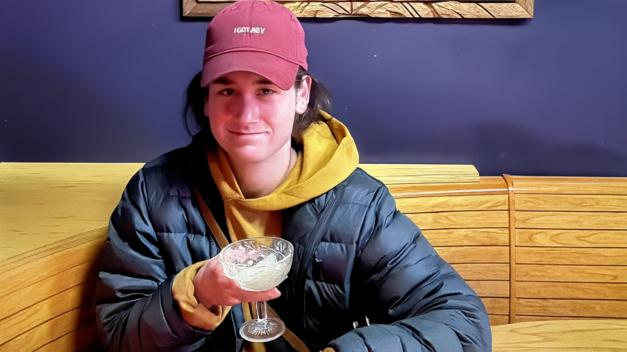 The moment I realized my date was acting weird