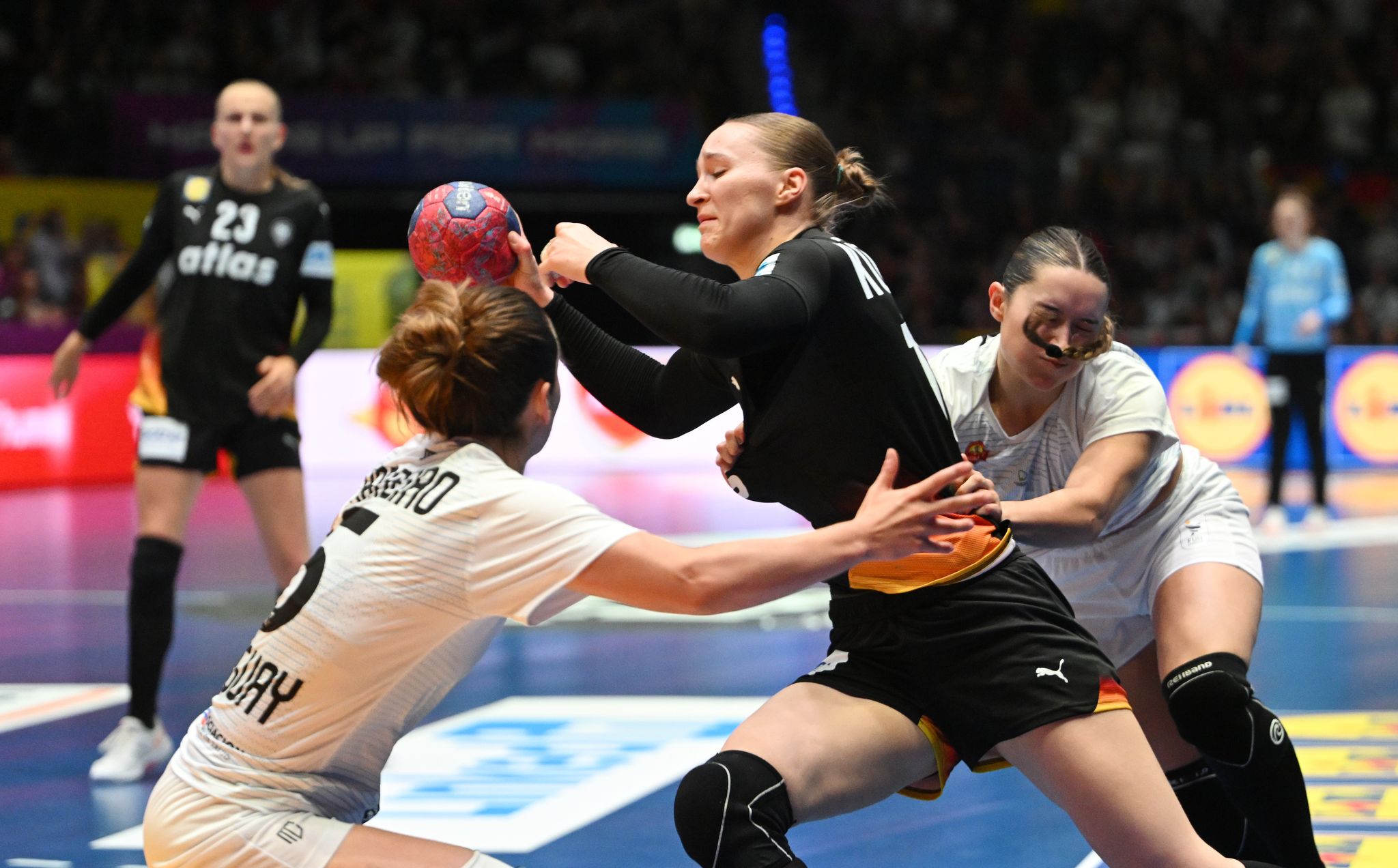 «Haben einfach Bock»: Junge Wilde tun Handball-Frauen gut