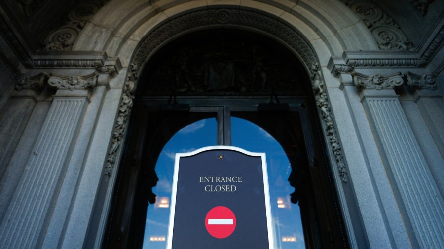 Opinion: Term limits will not make Congress work better