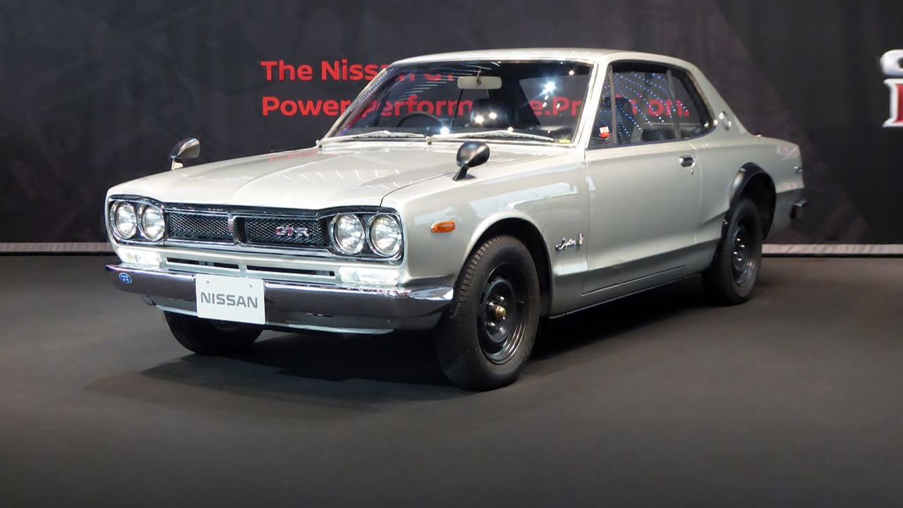 11 classic vehicles that still feel fast by today’s standards