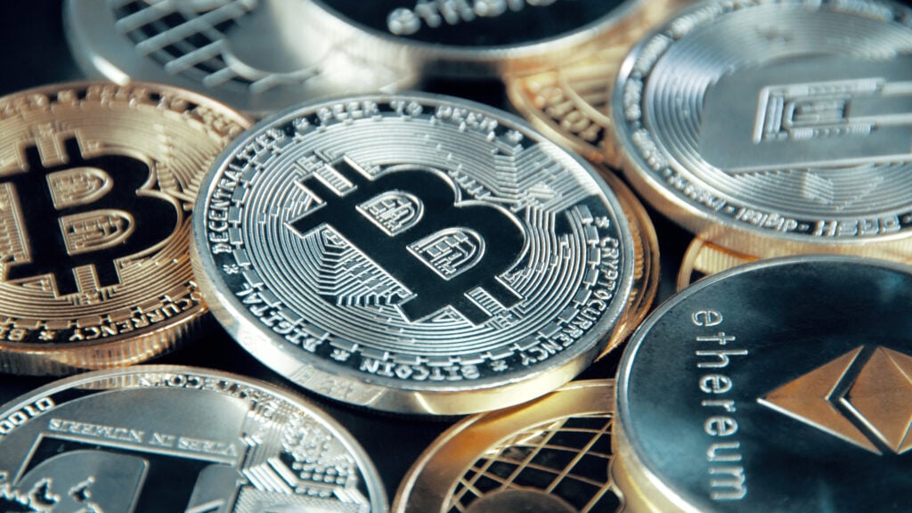 Top Economist Peter Schiff Predicts 'Mirror Image' Crash As Silver ...
