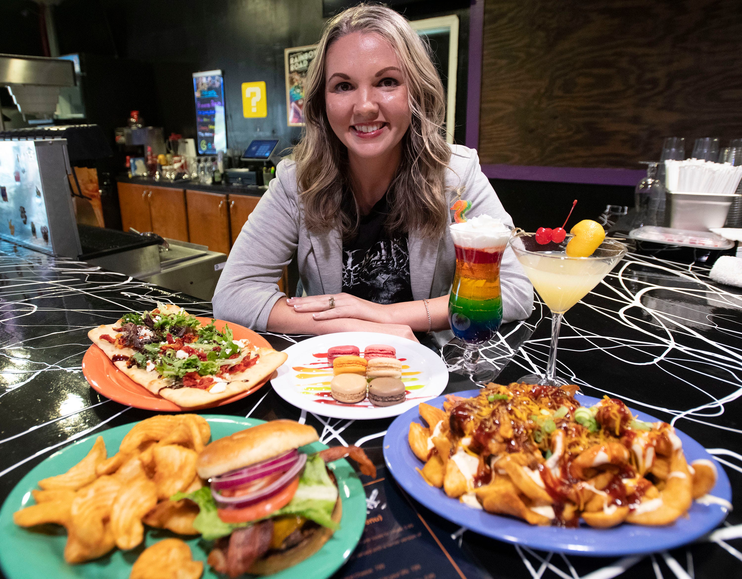 Games and Grub offers new hangout for gamers with food, drinks, fun