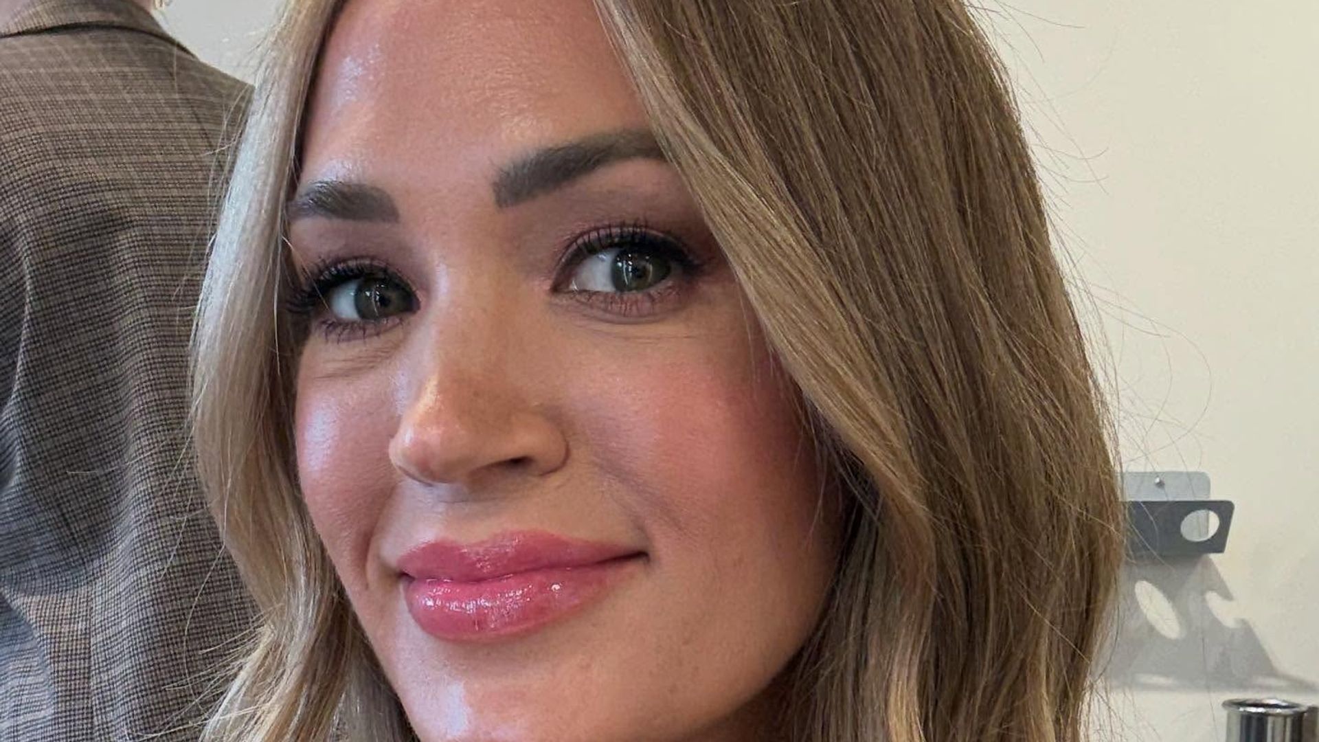 Carrie Underwood's 'easy' moisturizer is under $16 on Amazon - and we ...