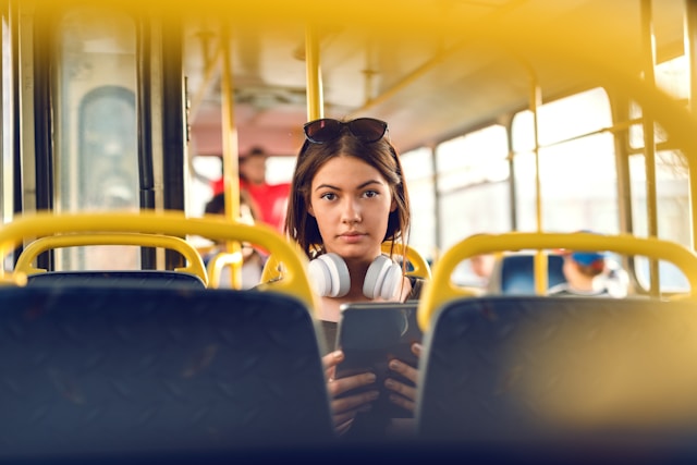 People who lack sophistication often think these 16 things are okay to ...
