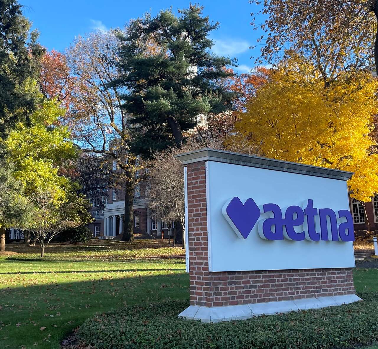 CVS Health to lay off over 300 remote employees who report to Aetna HQ ...