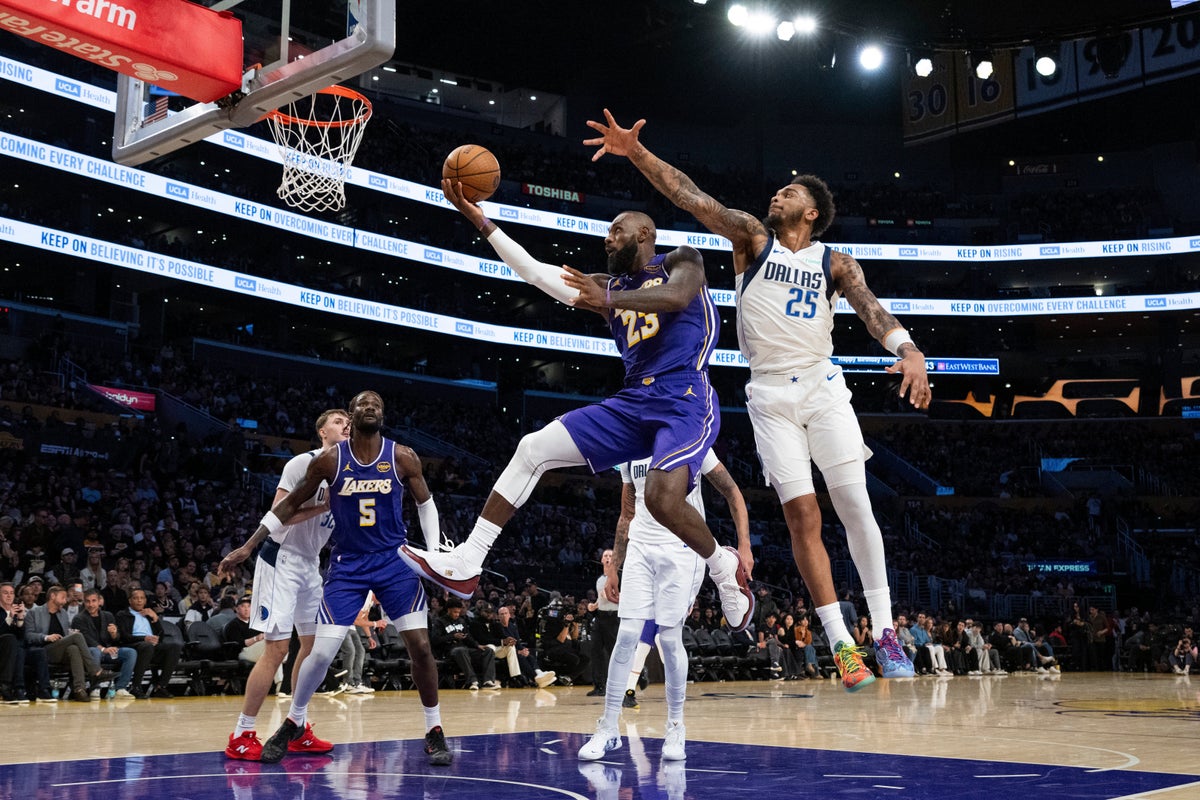 Reaves anota 38 puntos, Doncic suma 35 y Lakers doblegan a Mavs en ...