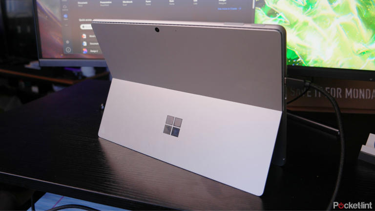Microsoft's best Surface Pro tablet is $500 off for Black Friday