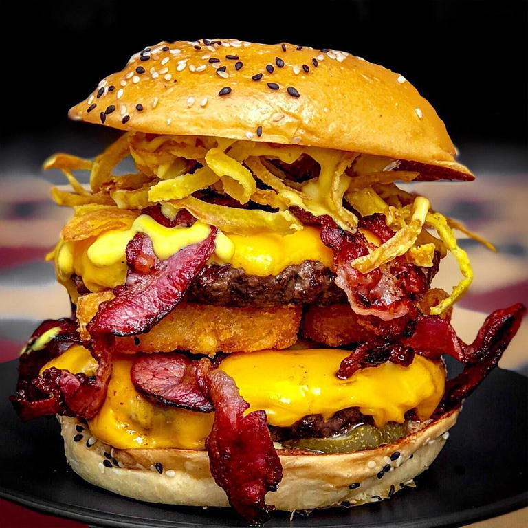 # 5 Fast Food Chains That Actually Cook From Scratch - Like In-N-Out ...