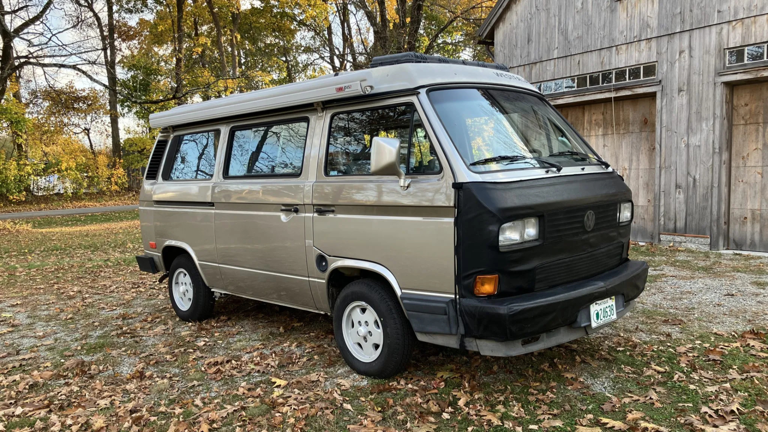 The Stout Scarab Is The World's First Minivan With A Rear-Mounted V8