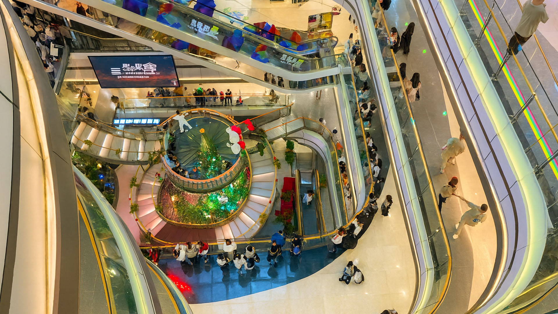 Le centre commercial flottant de Chine impressionne par son design