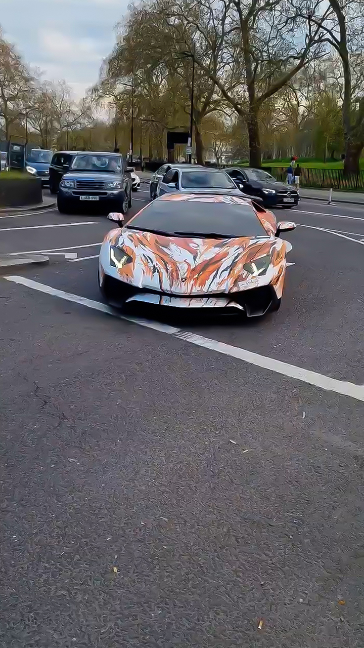 Seen This Lambo Wrap Before?