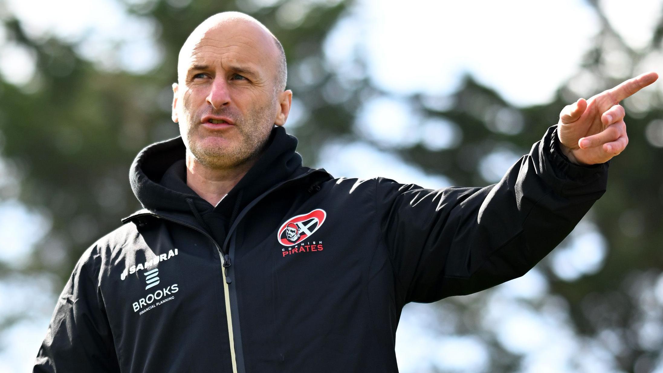 Cornish Pirates 'get out of jail' in Richmond win