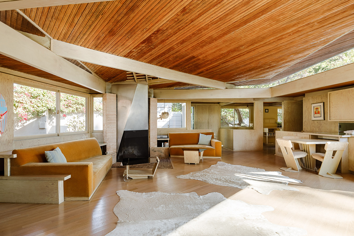 R.M. Schindler's Lechner House in Photos