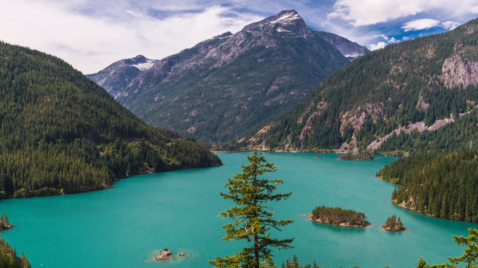 Travelers are discovering a lesser-known park with striking mountain views