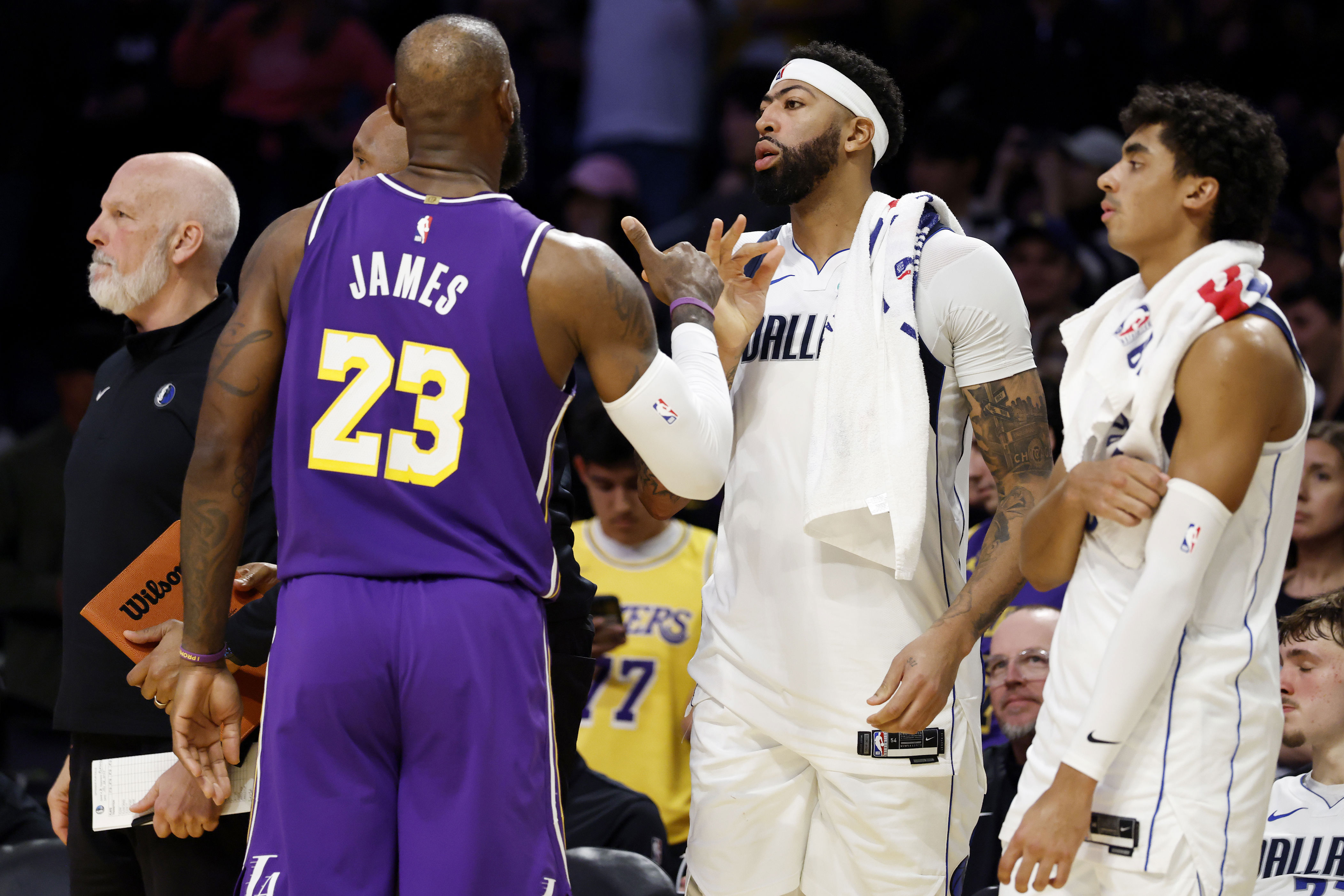 The Lakers embraced Anthony Davis in his first game back in LA