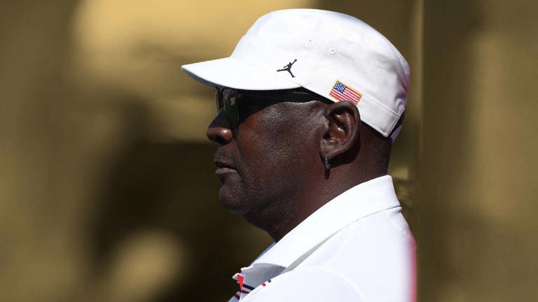 Businessmen feared Chicago's economy would collapse after Michael ...