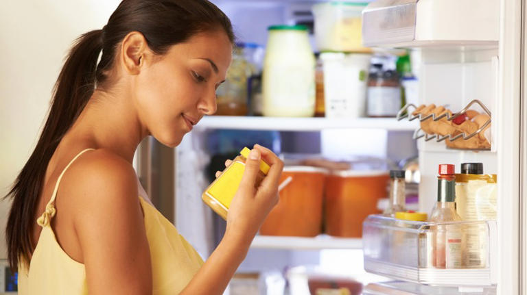 Say Goodbye To Space Problems In The Fridge With A Simple Organization Tip