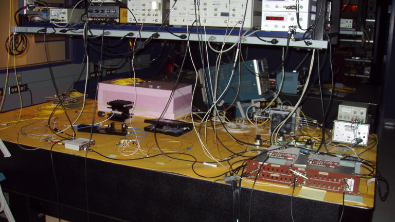 Scientists link quantum networks across continents