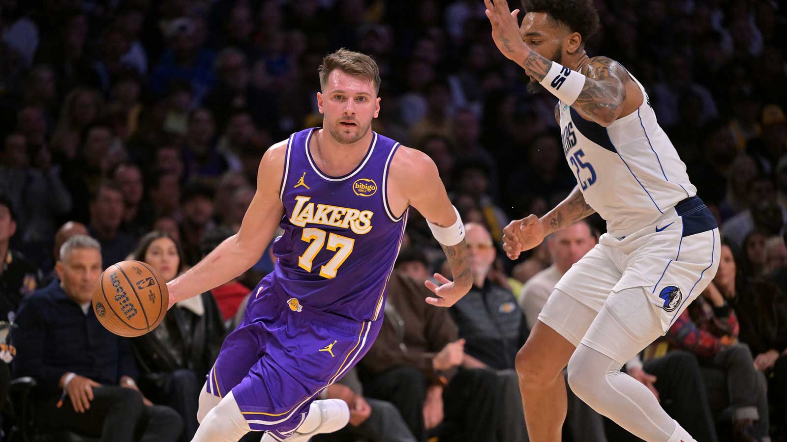 Mavericks, Lakers still planning to play Saturday night despite ...