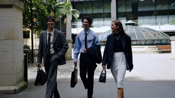 "남성복 공식을 다시 쓰다" 24년간 진화해온 'TNGT' [장수브랜드 탄생비화]