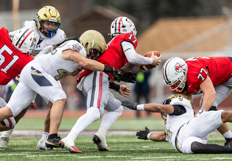 Aidan Grella’s kick earns Bishop McDevitt another PIAA 5A football ...