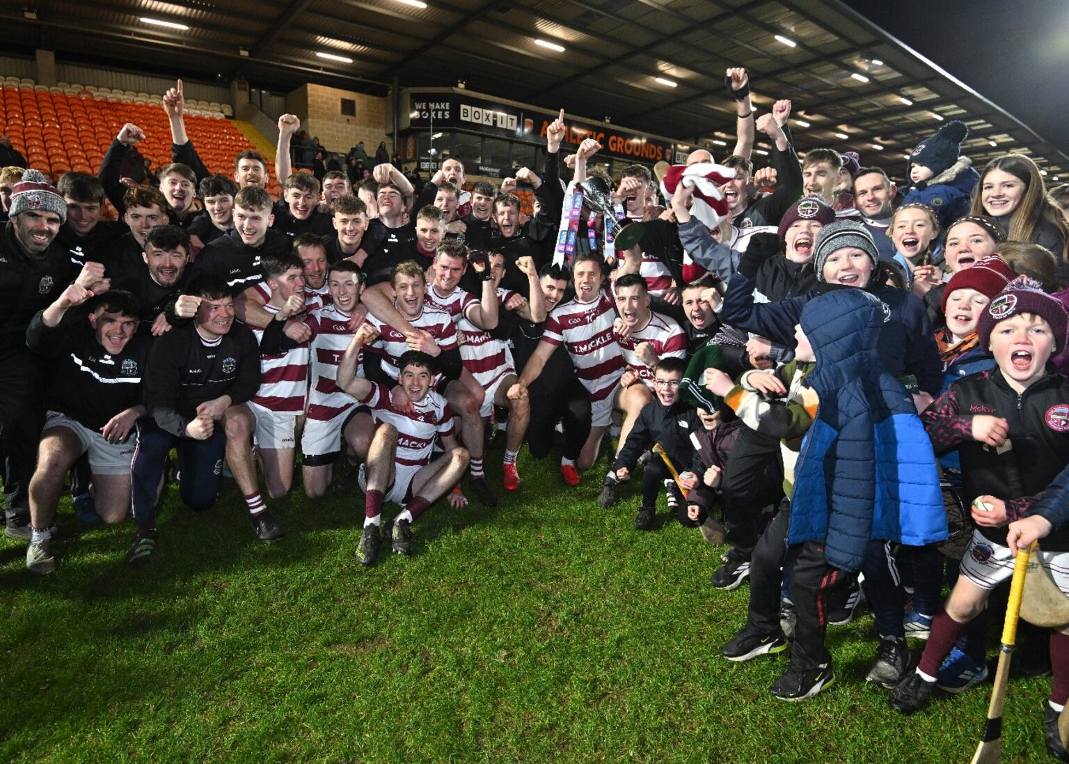 What time and channel is Sleacht Néill vs Loughrea? TV info and throw ...