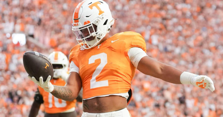 Tennessee updates status of Peyton Lewis and Jordan Ross on pregame ...