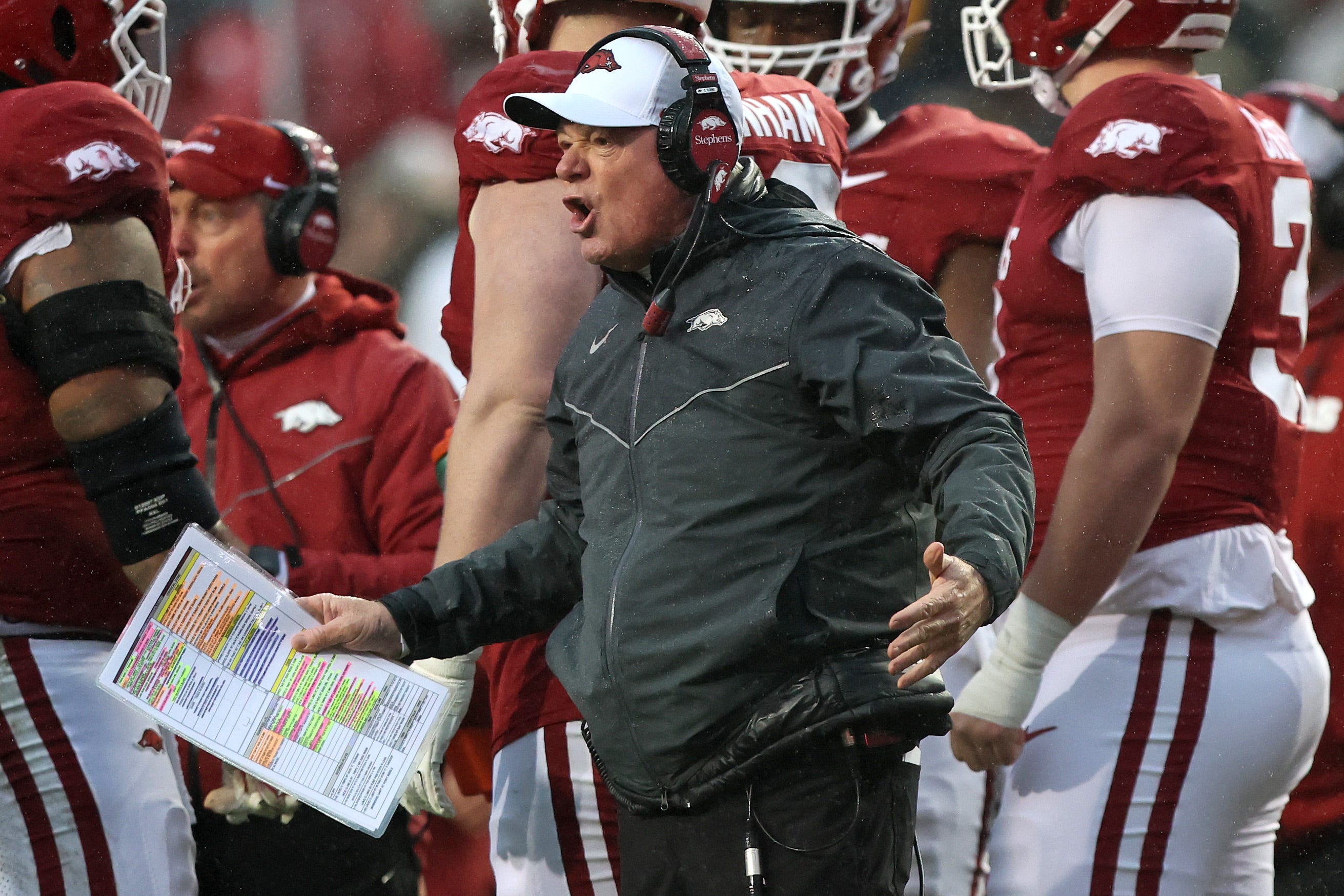 Arkansas football's 'difficult year' mercifully comes to an end | Fuller