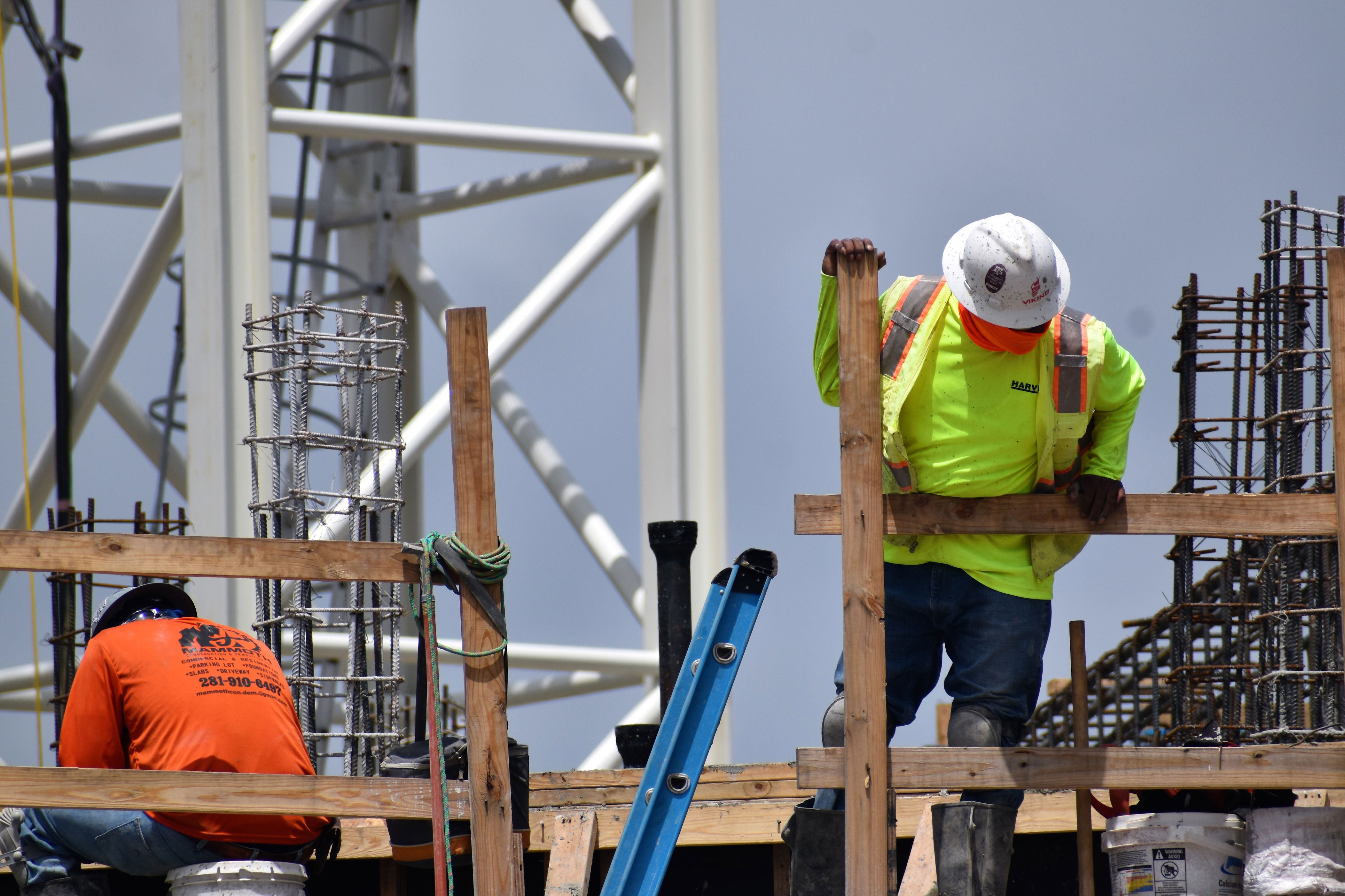 9 megaprojects begin construction across US