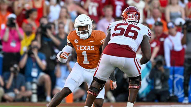Colin Simmons Wasn't Happy With SEC Referees in Texas' Win vs. Texas A&M