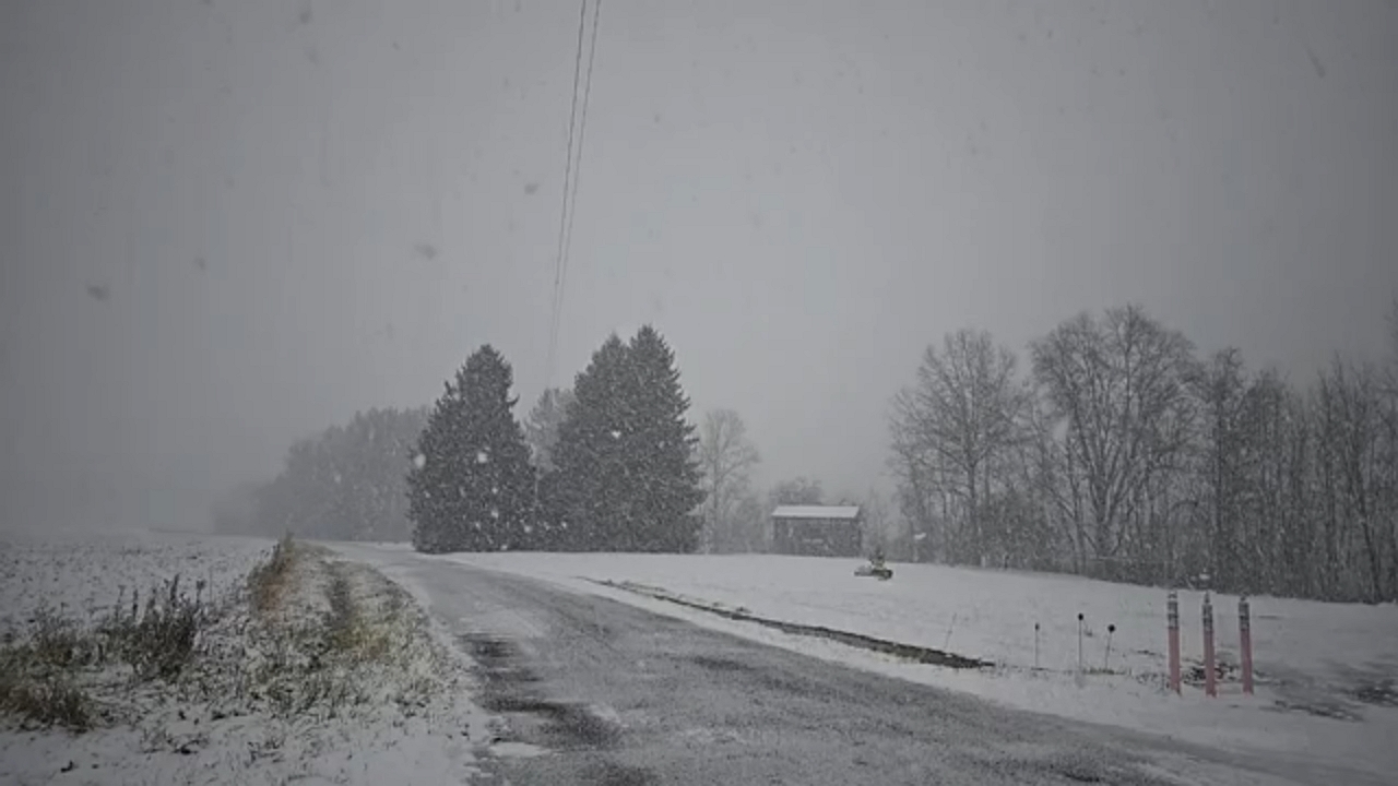 Mesmerizing slow-motion snowfall in Ashtabula, Ohio, USA