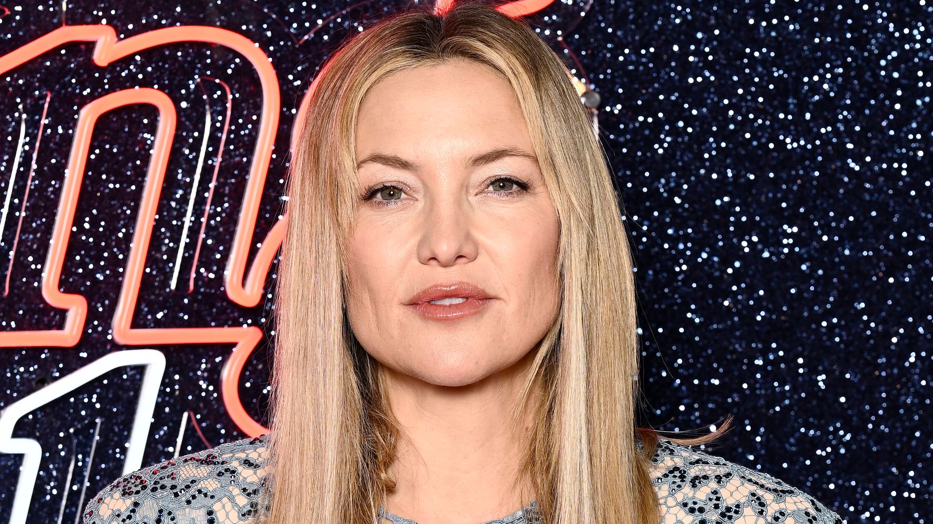 Kate Hudson reveals relationship status with estranged father who ...