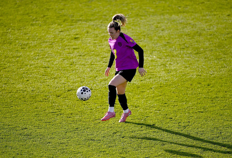 ‘Ruthless’ Lionesses threaten Wembley record with 8-0 win over China