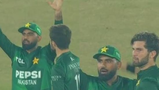 Fakhar Zaman charges towards officials after third umpire goes against ...