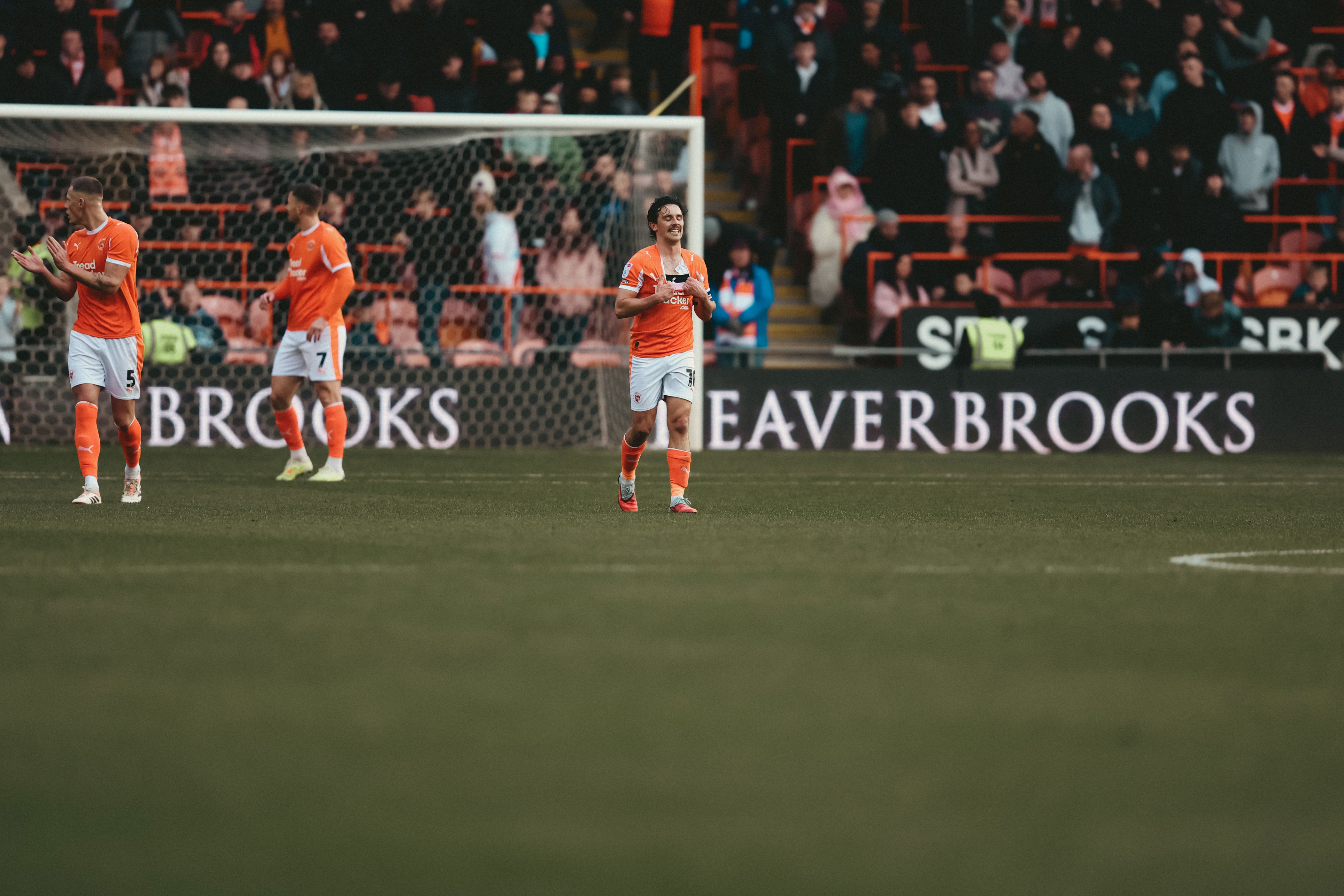 Blackpool 0-3 Reading: Seasiders left embarrassed at home after flat ...