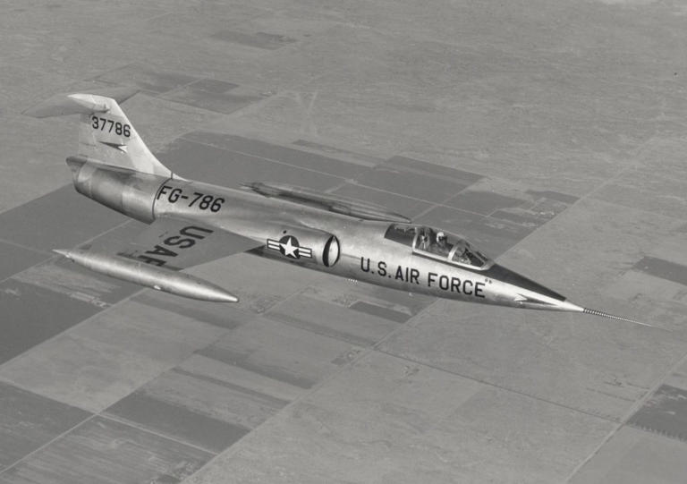 The Missile With a Woman In It, The Story of Jacqueline Cochran and the ...